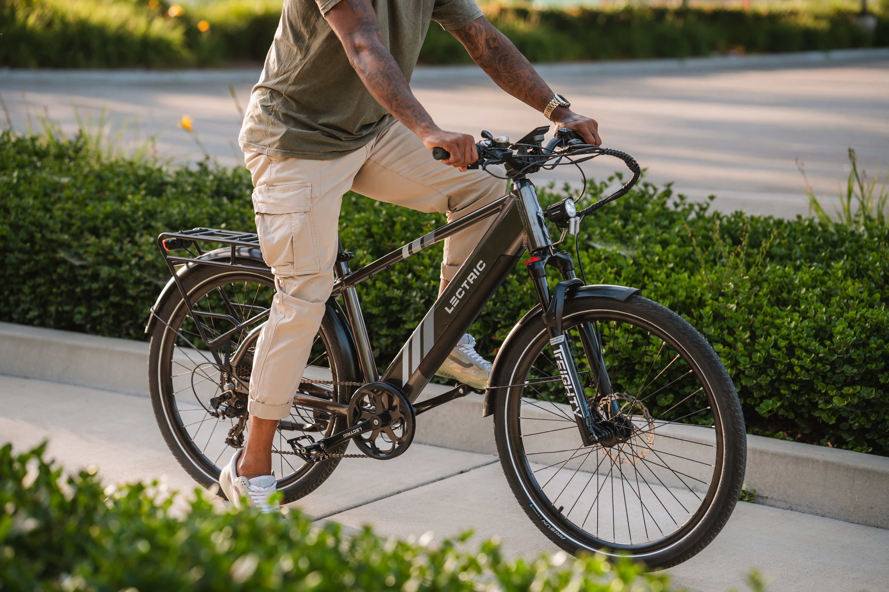 How Much Do Electric Bikes Weigh? – Lectric eBikes®